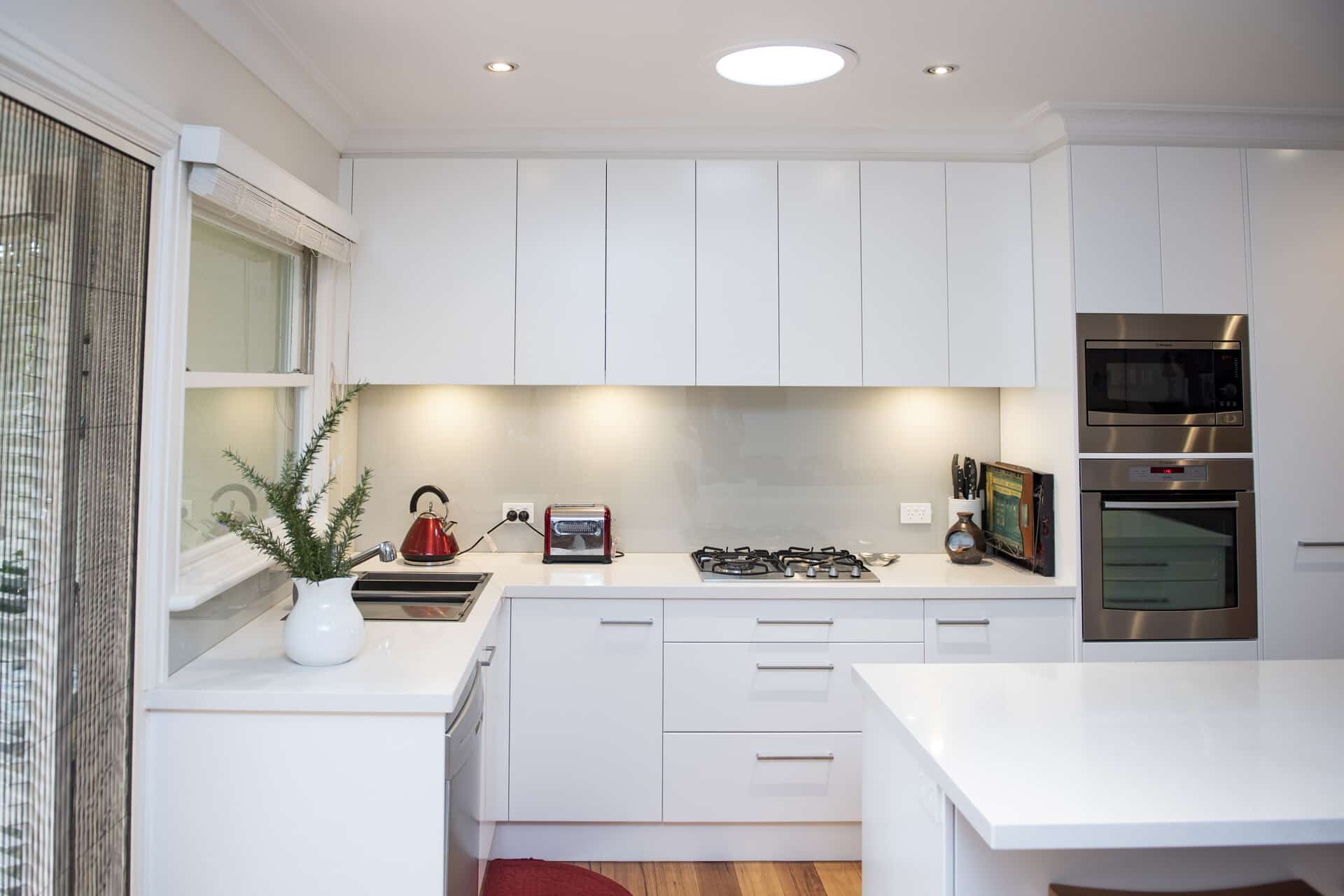 Create The Perfect Ambient Lighting Recipe For Your Kitchen Design ...